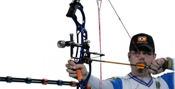 NEW 2015 TRIUMPH ARROW - Easton Archery